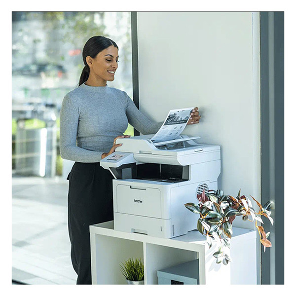 Brother DCP-L5510DW Impresora láser A4 todo en uno blanco y negro con WiFi (3 en 1) 123tinta.es